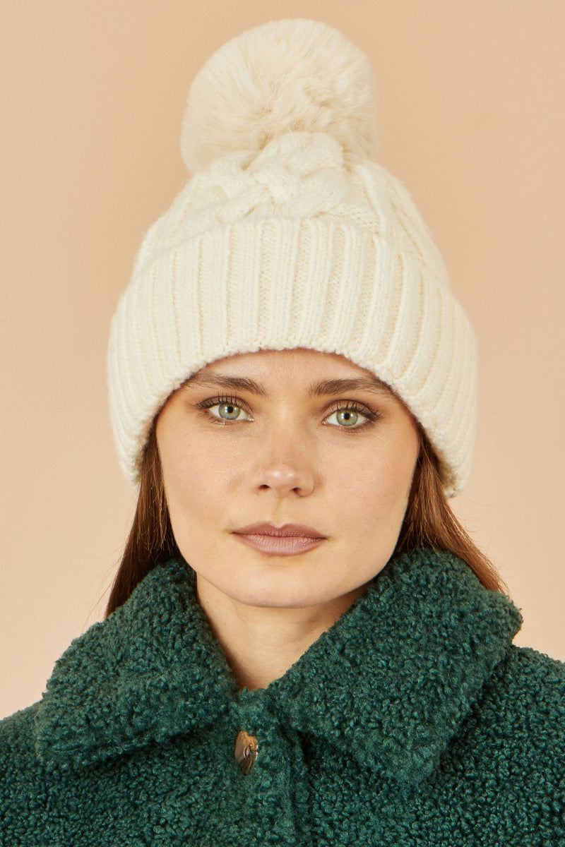 Yumi White Cable Knit Bobble Hat – Style Heist