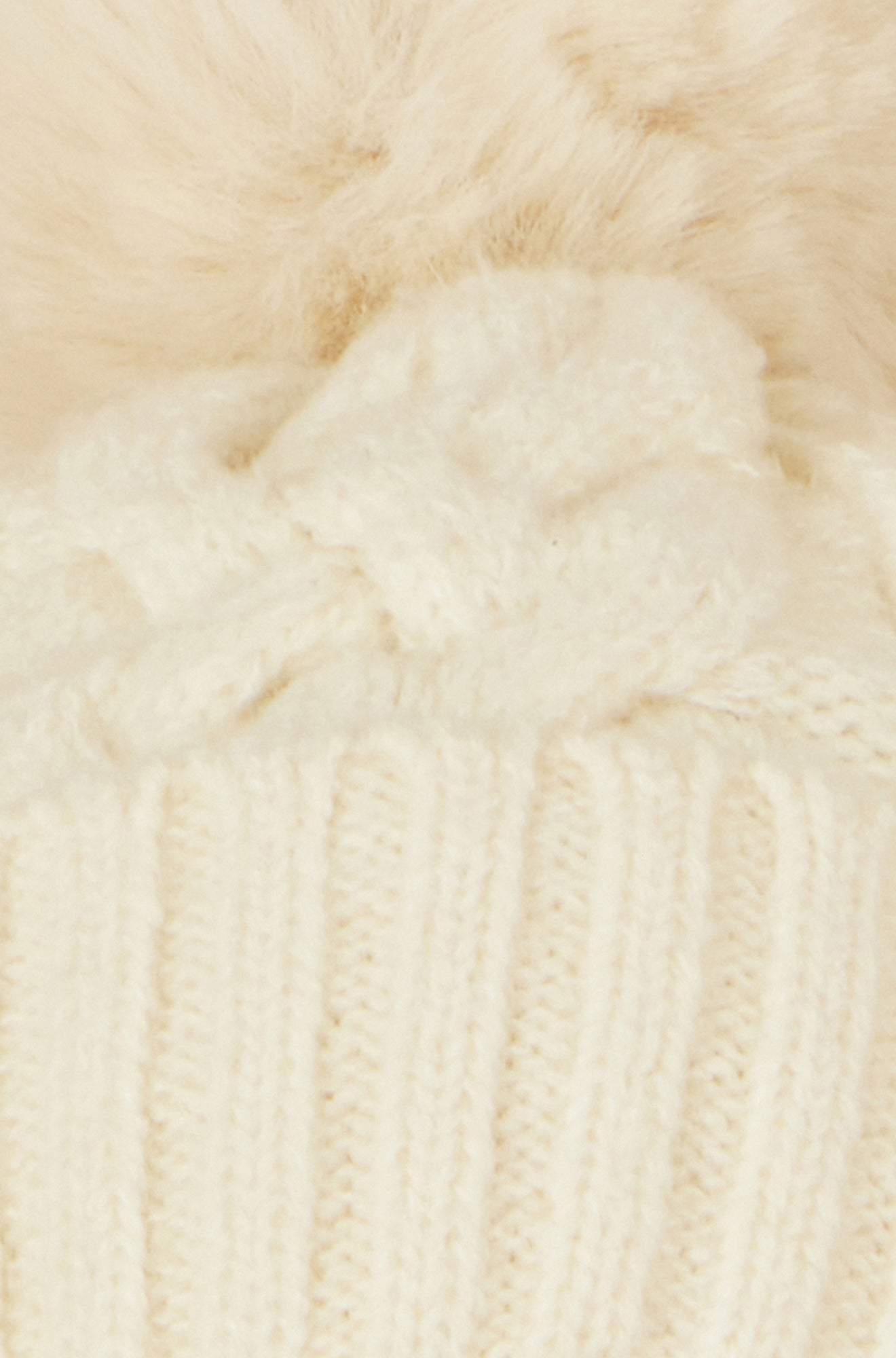 Yumi White Cable Knit Bobble Hat – Style Heist